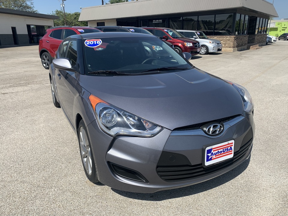 Used 2016 Hyundai Veloster Base 6AT for Sale - Auto USA